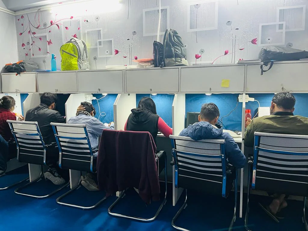 Libnest Pro | Next-Gen Self Study Library Management System